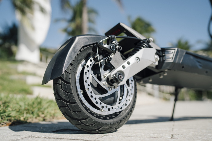 Apollo Phantom V2 - Max Blinker - Enjoy the ride