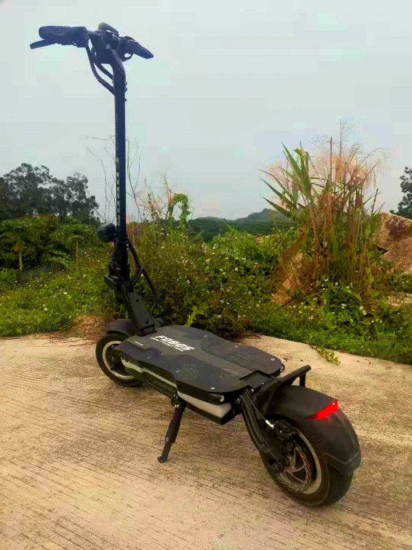 FOBOS Model X electric scooter in stock. - Enjoy the ride